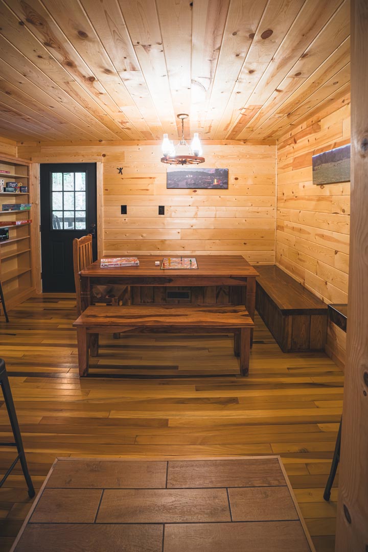 Twisted Norma's - Hillbilly Deluxe Rentals