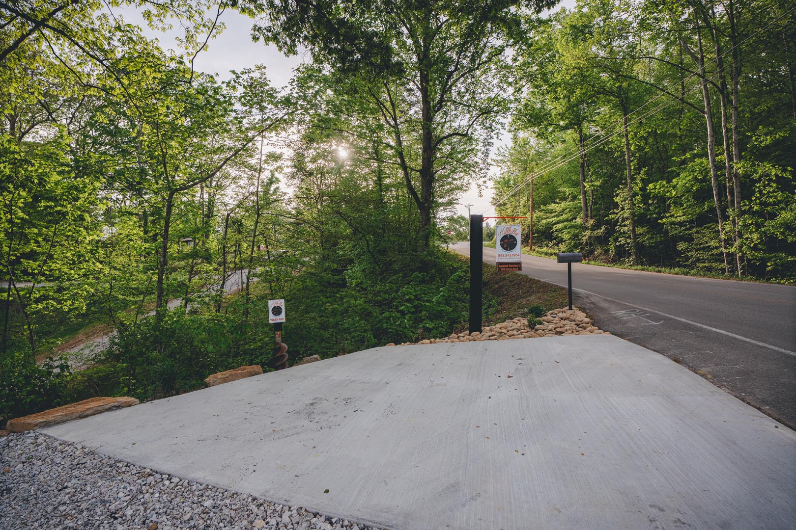 Twisted Norma's - Hillbilly Deluxe Rentals