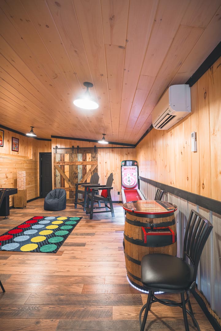 Twisted Norma's - Hillbilly Deluxe Rentals