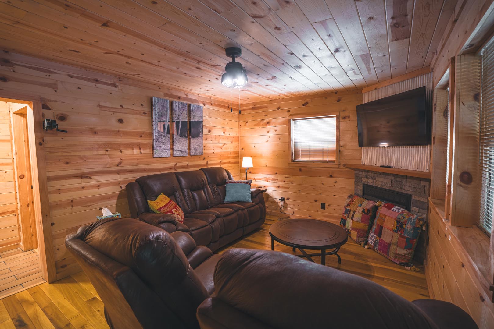 Twisted Norma's - Hillbilly Deluxe Rentals